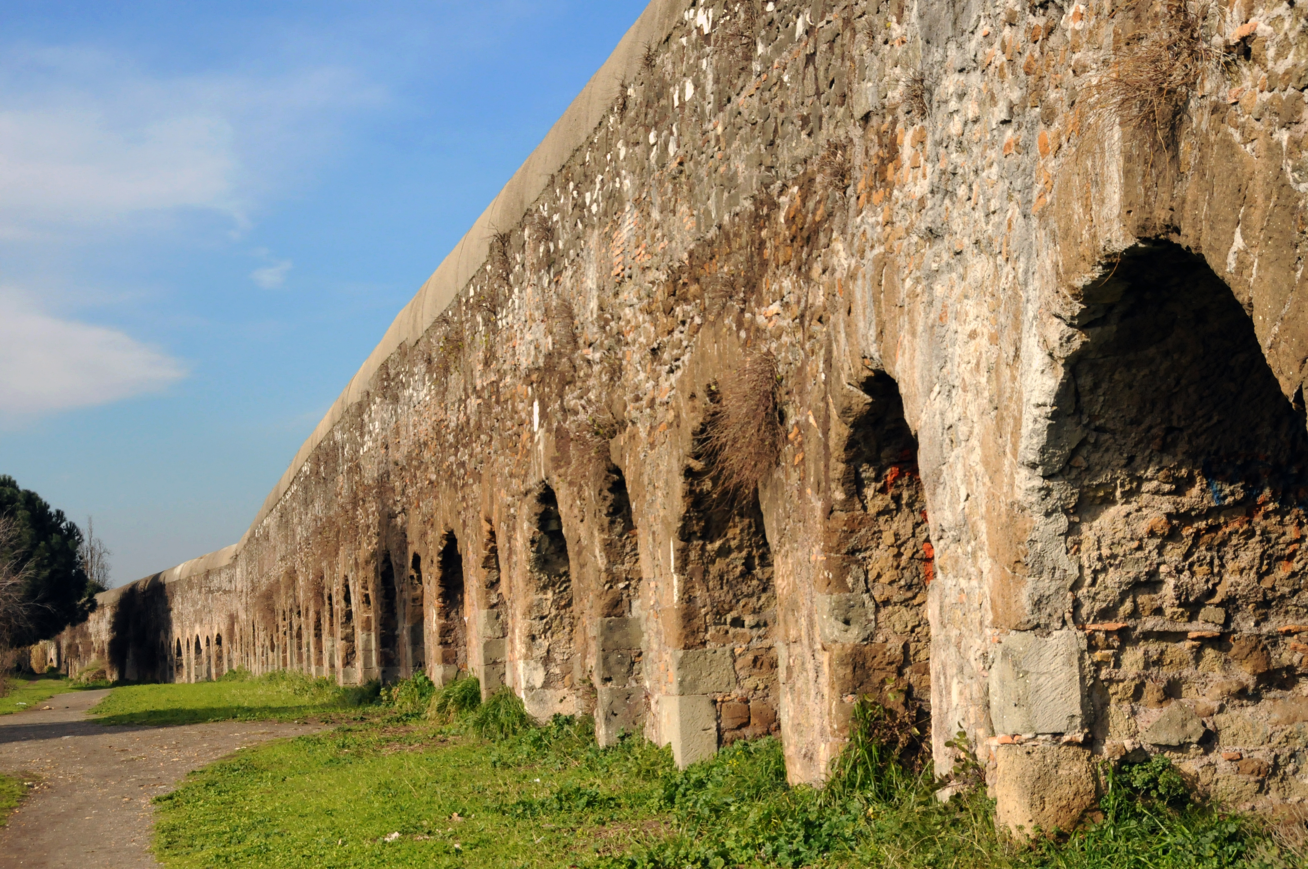 Ancient water and the Park of the Aqueducts – Rome on Rome